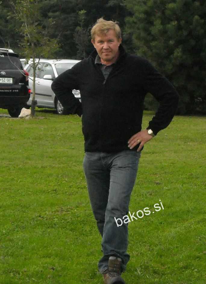 Kot kapljica vode na dlani, ki se razblini in izpuhti…tako hitro si ...